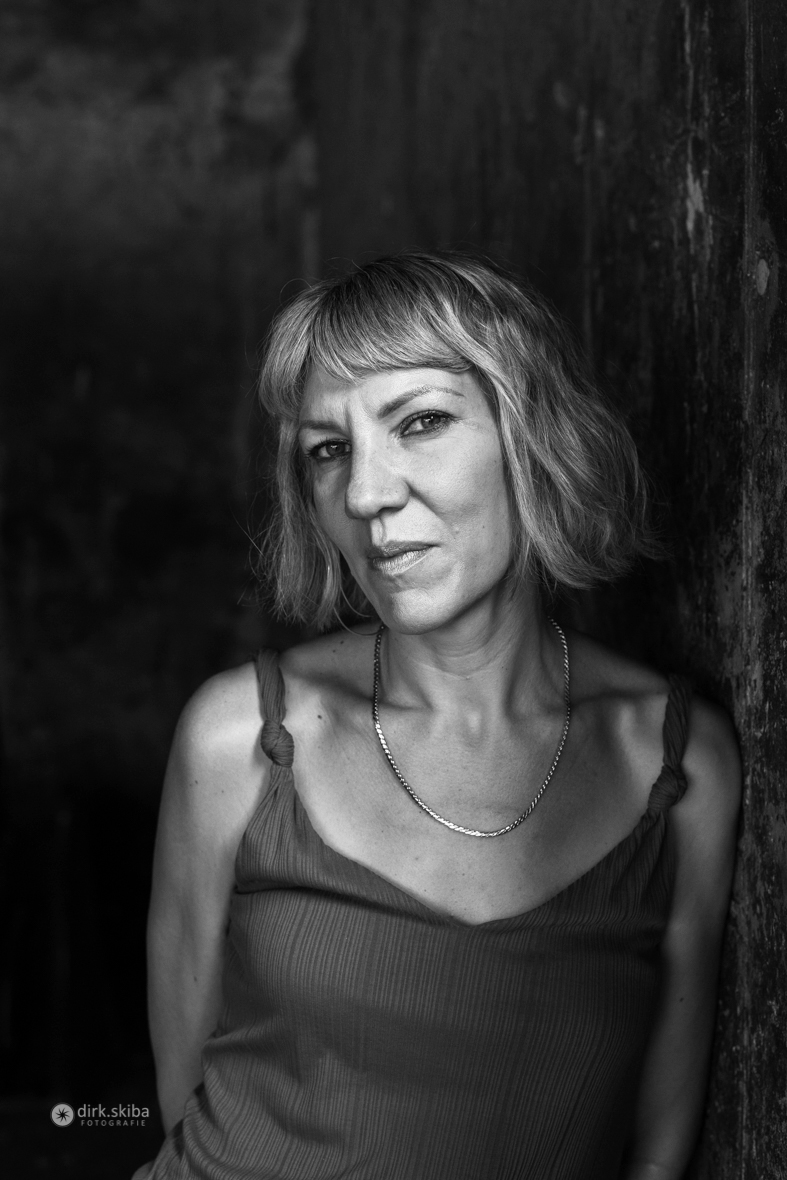 LOWE, Hannah – Poetic Voices